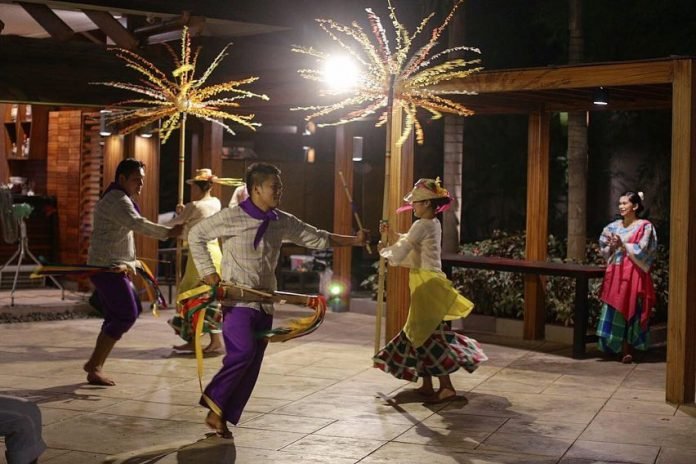 Great food and awesome folk dances meet at Balayong Grill and Bar
