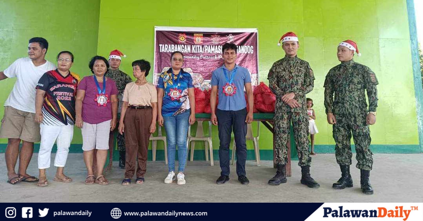 150 katutubong Tagbanua, nabiyayaan ng pamaskong handog ng 4th Platoon